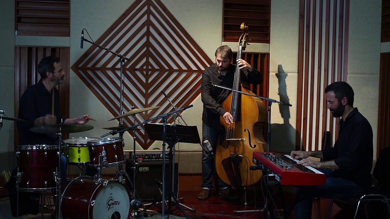 Round midnight - Thelonious Monk - YouTube