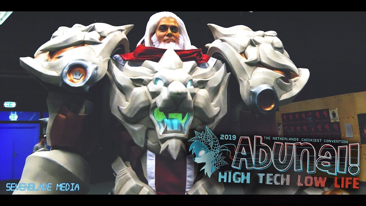 Abunai! 2019: High Tech Low Life [Abunaicon] Retro Style Cosplay ...