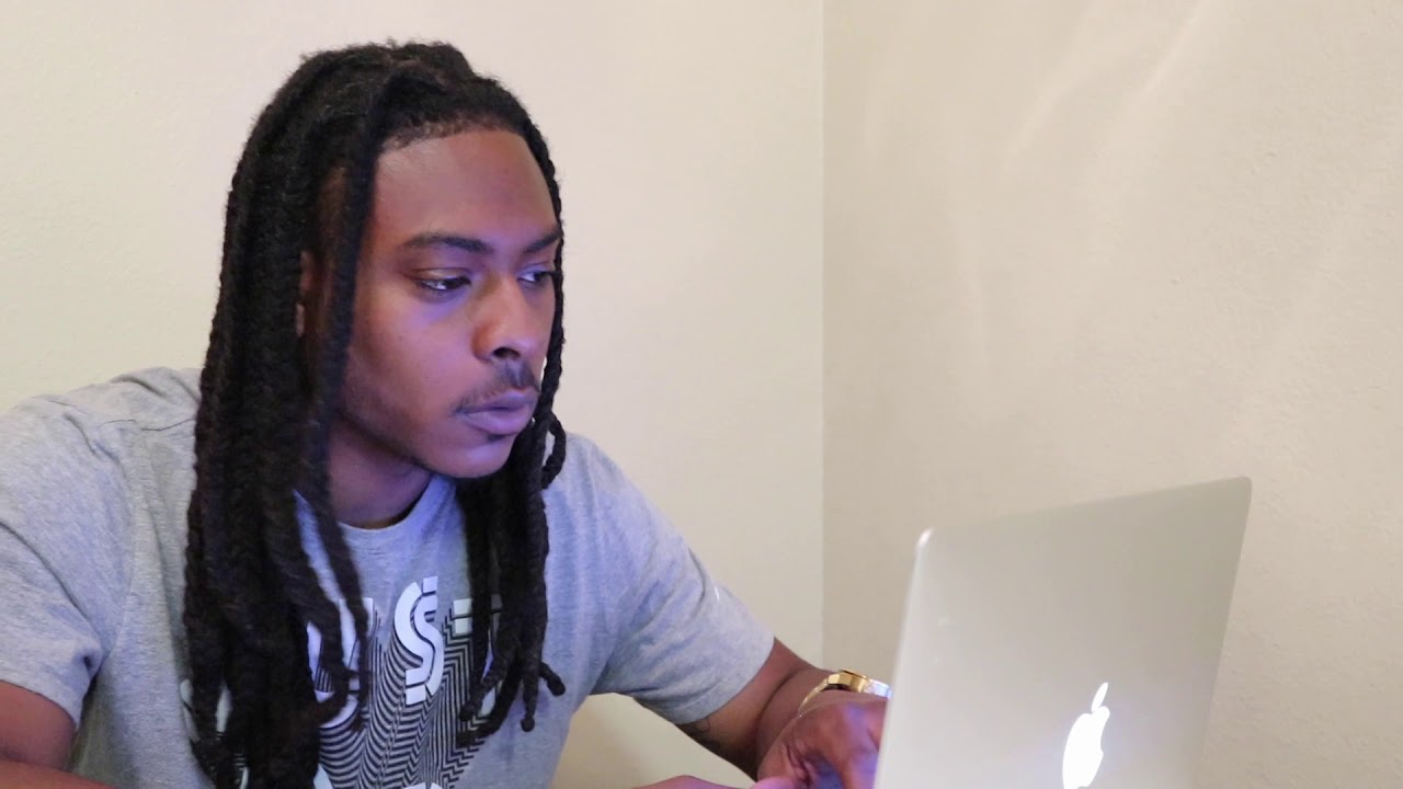 When someone is smacking on food LOUD - YouTube