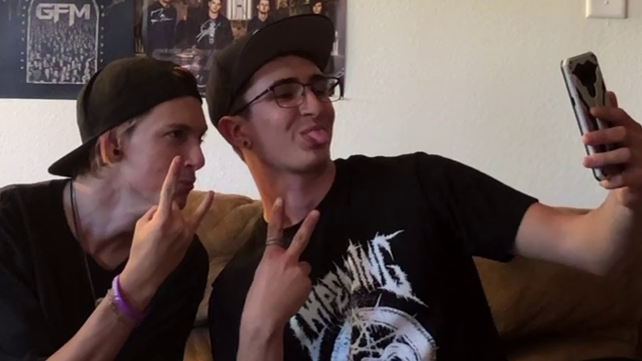 HOW TO BE A SCENE KID - YouTube