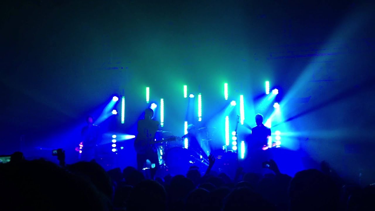 Angels & Airwaves - It Hurts live @ Live Music Hall Köln, Germany HD ...