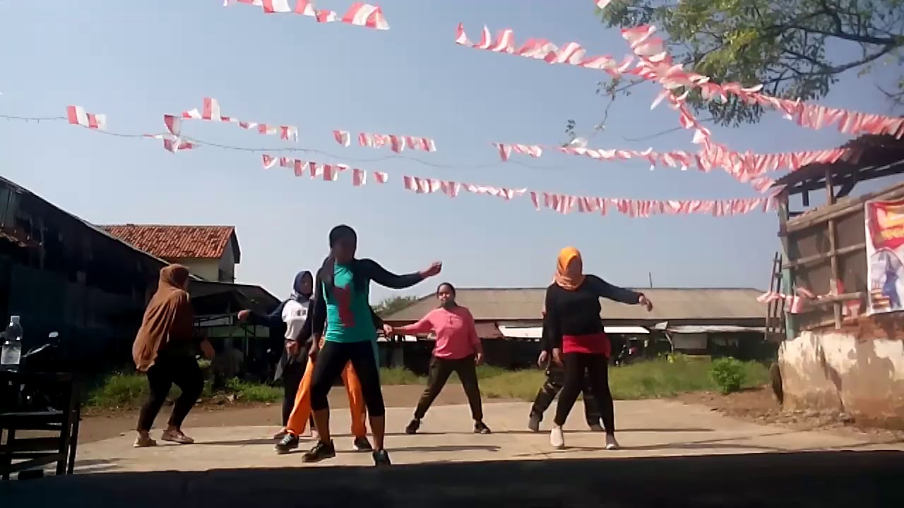 KASI SLOW - DANCE MIX INDONESIA || Choreo Coach Aji Dance Mix Indonesia ...