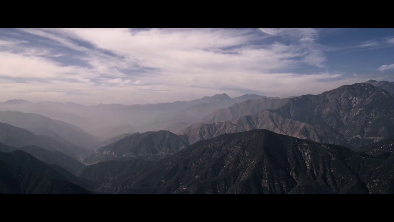 Calm Relaxing Piano Music, They brought their gifts (Traian en silencio ...