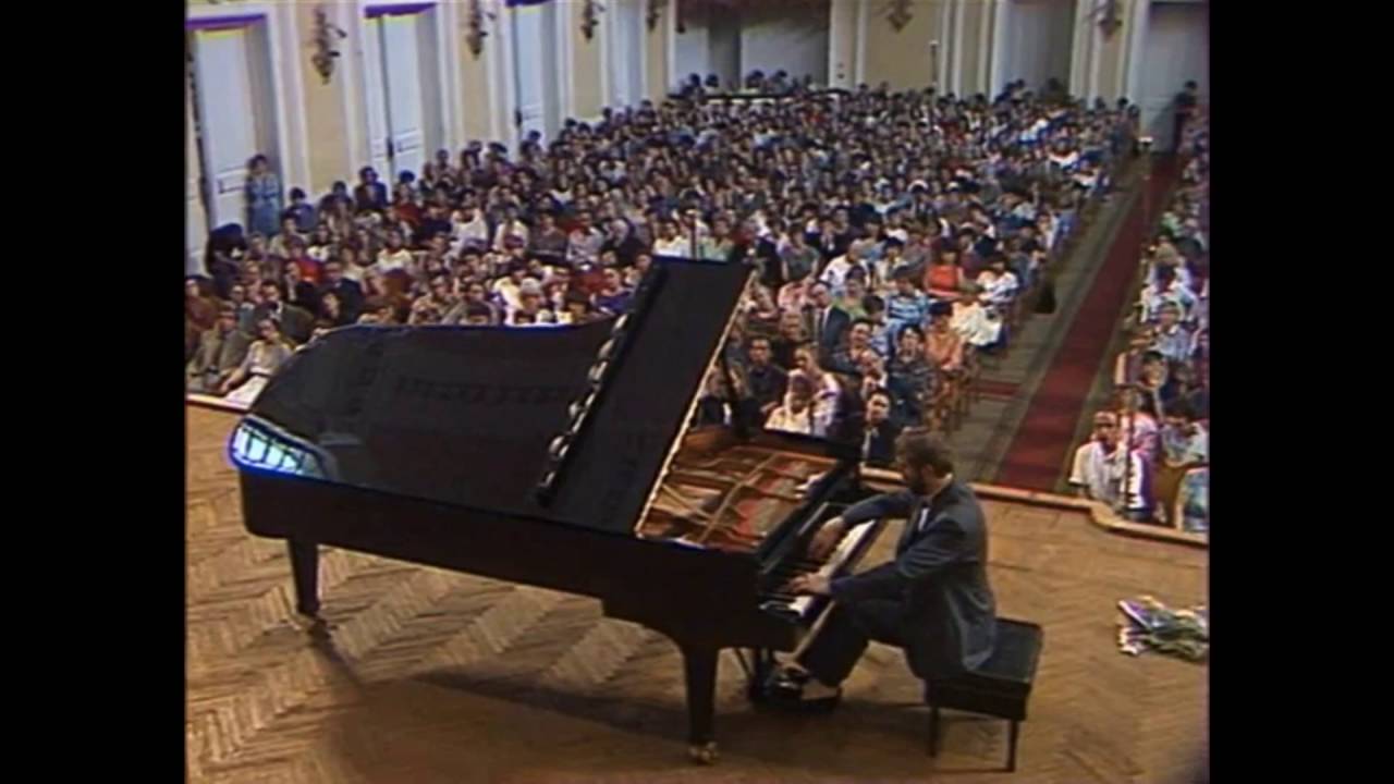 Chopin, Nocturne n°2 - Roger Muraro (Tchaikovsky Competition, 1986 ...
