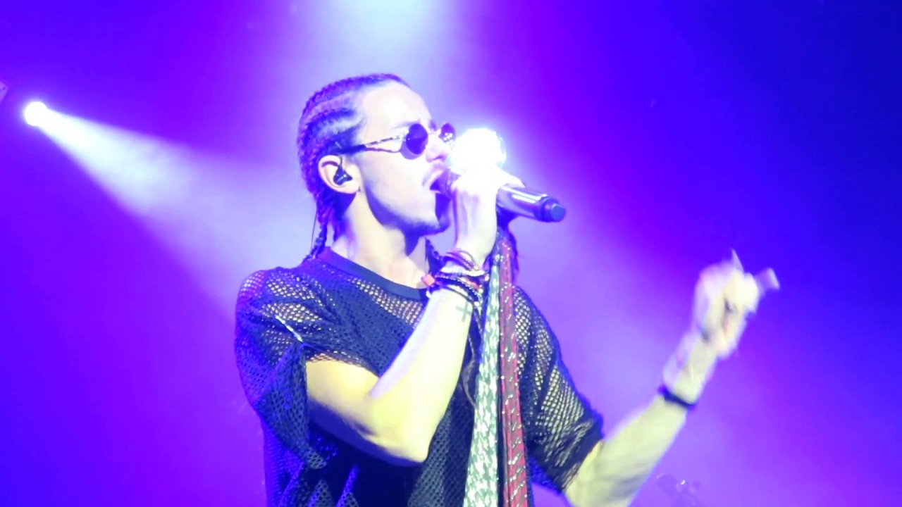 Michał Szpak -"What a shame" ! Live concert in Vienna, 16.09.2017 - YouTube