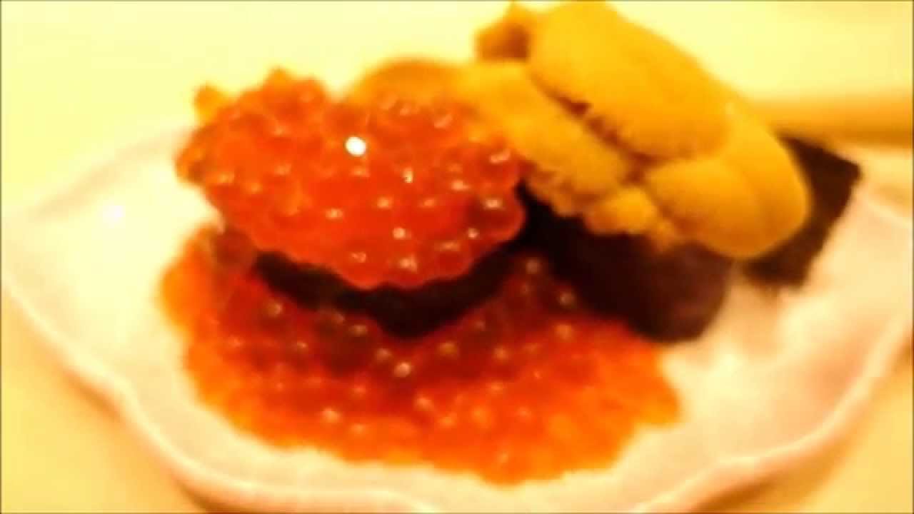 Edokko Sushi : Uni (sea urchin roe) & Ikura (fish roe) - YouTube