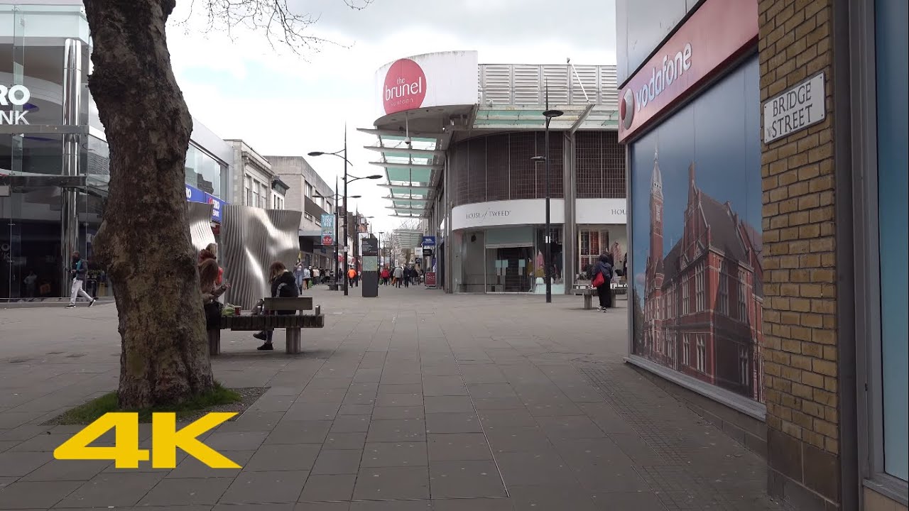 Swindon Walk: Town Centre【4K】 - YouTube