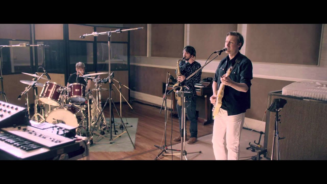Django Django - Reflections (Live at RAK studios) - YouTube
