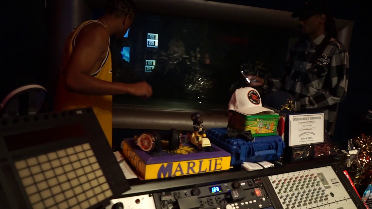 Snoop Dogg in the Studio with RJMRLA - YouTube