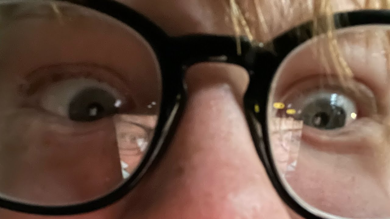 My stupidity smoking an Oreo ( burning it) - YouTube