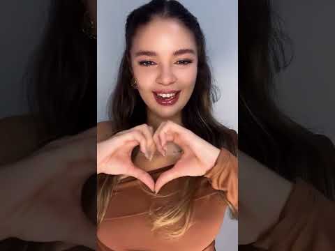 Aurora Walker Periscope 20 #stream#live#broadcast#newvideo#dailylive #preetyaurora#love#vlog#share