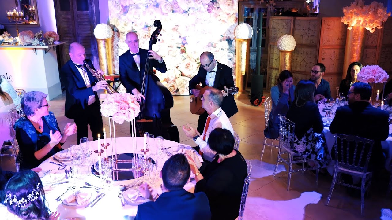 Trio Strolling - Sax Guitare Contrebasse - YouTube