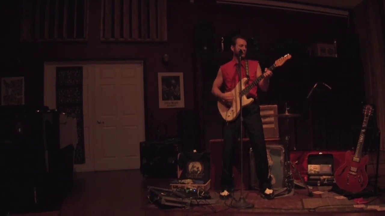 Charlie Jacobson - One Man Band - I'm in the Wrong Business - YouTube