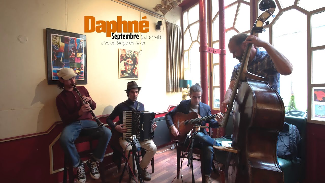DAPHNÉ - Septembre (Live au Singe en Hiver) - YouTube