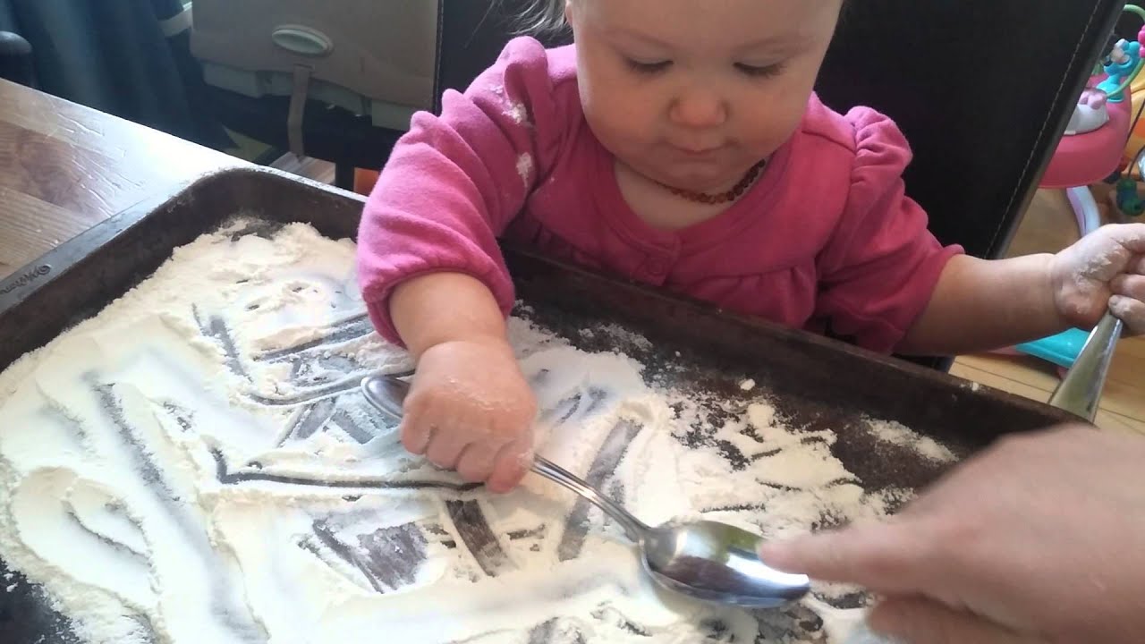 Baby + flour = fun!(3) - YouTube