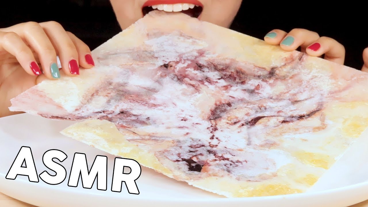 ASMR OCTOPUS CRACKER TAKO SENBEI 문어과자 타코센베이 먹방 | MINEE EATS - YouTube