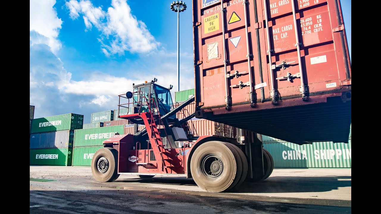 Taylor Machine Works Container Handling Port Operation Solutions - YouTube