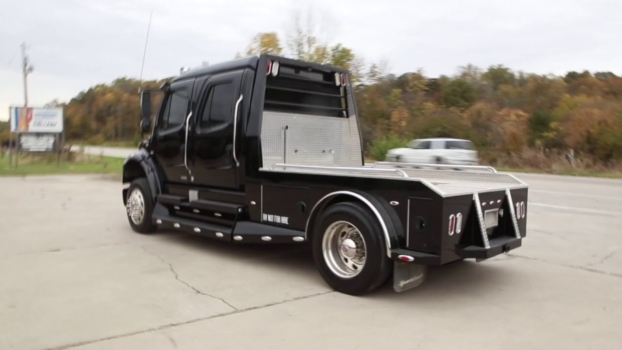 2006 Freight Liner Sport Chassis - YouTube