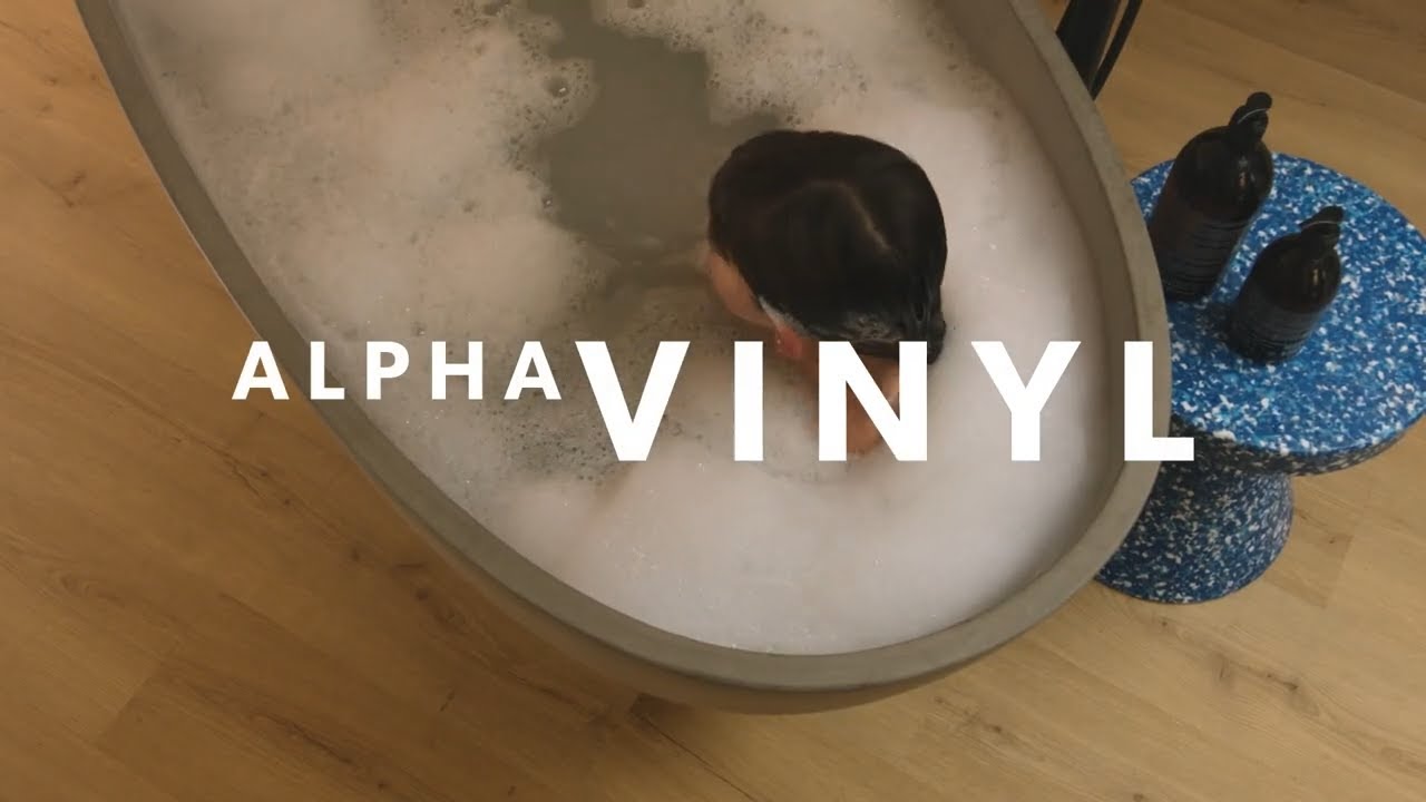 Quick-Step Alpha Vinyl: Innowacyjna, wodoszczelna technologia - YouTube