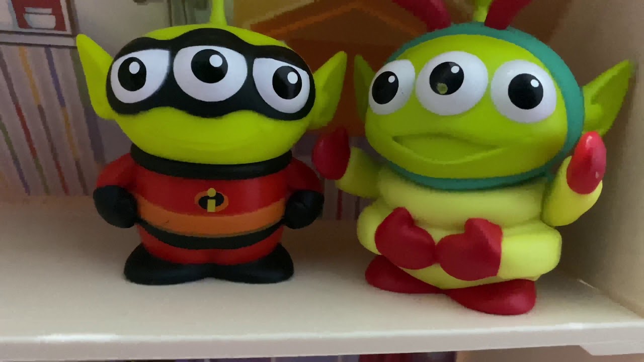 Aliens Remix - Estrenan casa de fans remix - YouTube