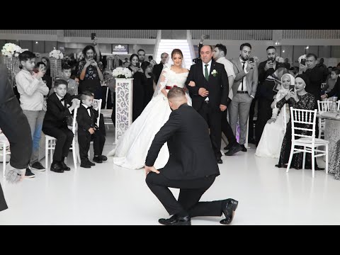 Muhteşem zeybek ile salon Girisi - Harmandali - AMAZING WEDDING TURKISH ZEYBEK DANCE PERFORMANCE