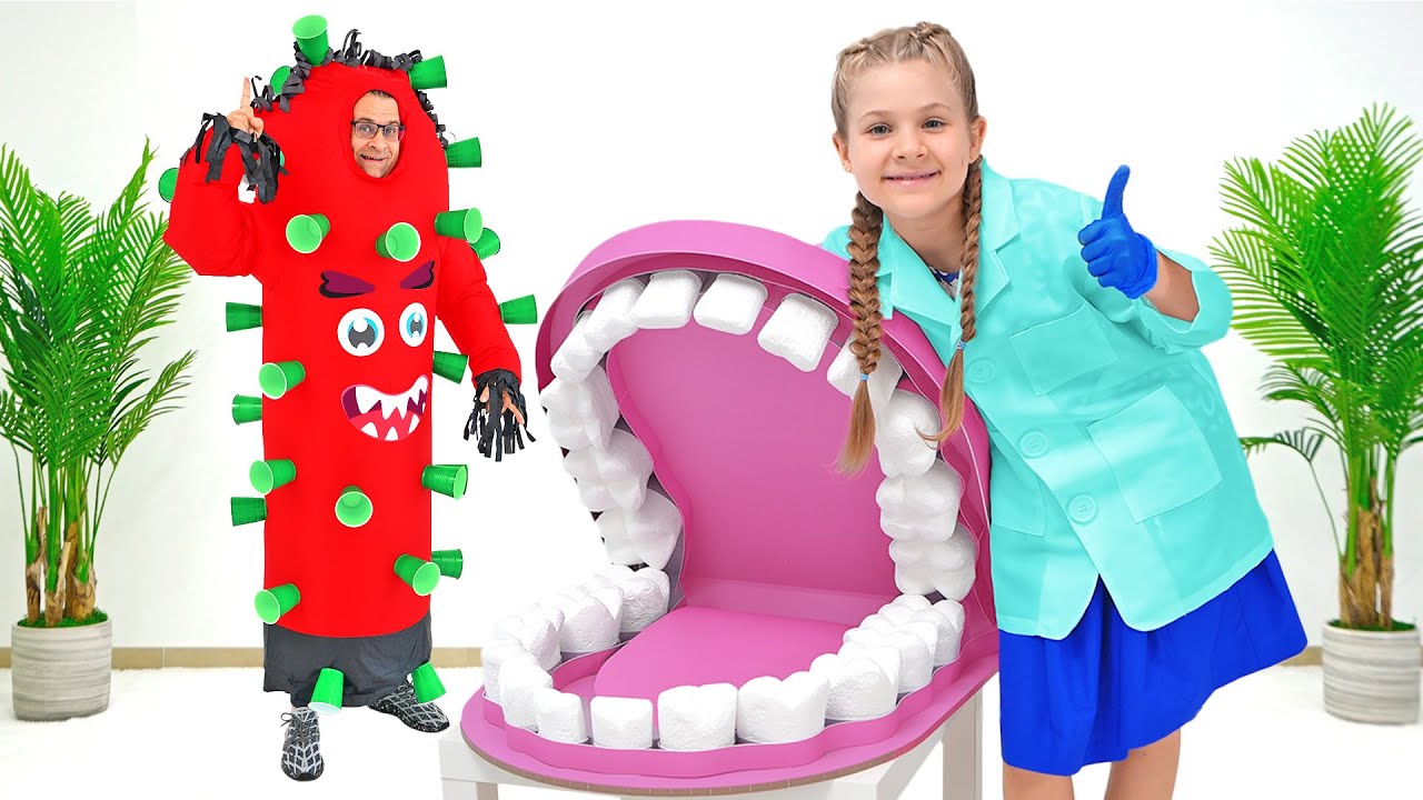 Diana and Roma show Oliver Why brushing teeth is essential - YouTube