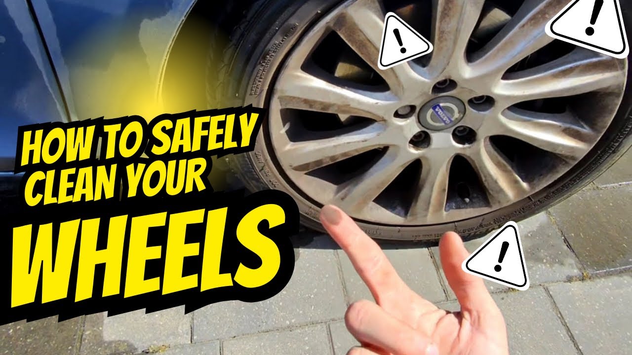 How to clean a dirty car wheel ! - YouTube