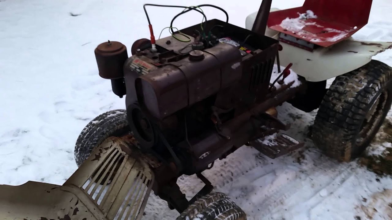 Wisconsin tr10d after carb tuning - YouTube