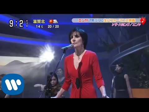 Enya - The Humning (Live Japan) - YouTube