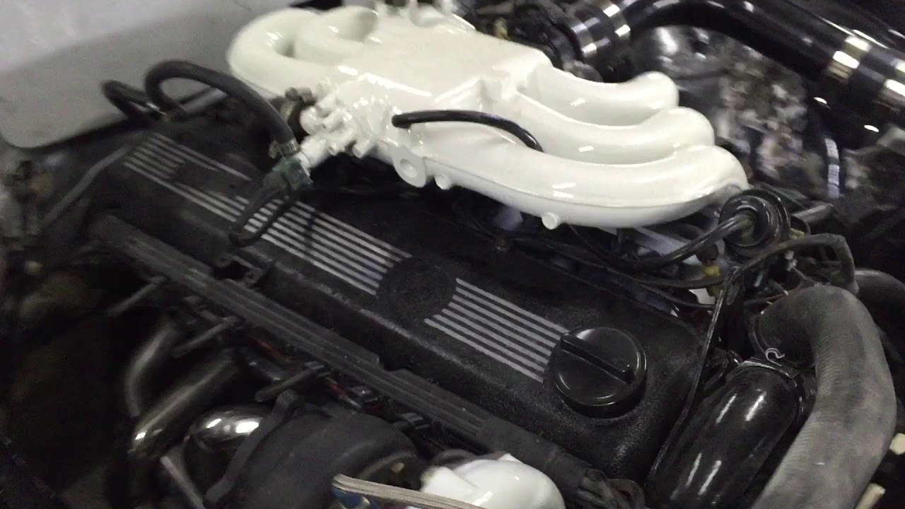 THE E30 ENGINE BAY! 💦 - YouTube