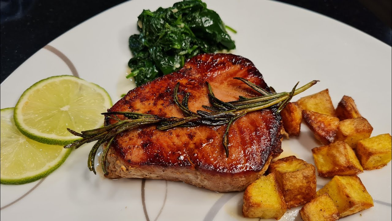 TASTY TUNA STEAK RECIPE! - YouTube
