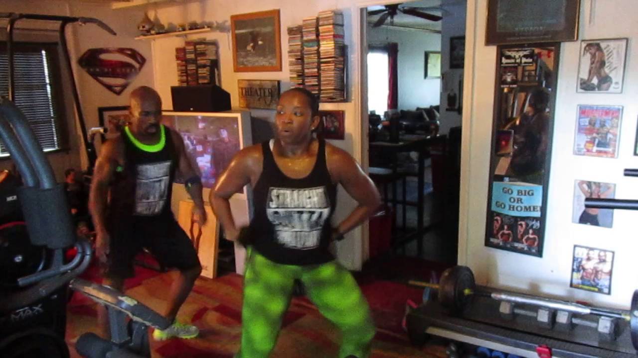 WILLITARY BRAZILLIAN CARDIO KILLER AT THE WILLER!! - YouTube