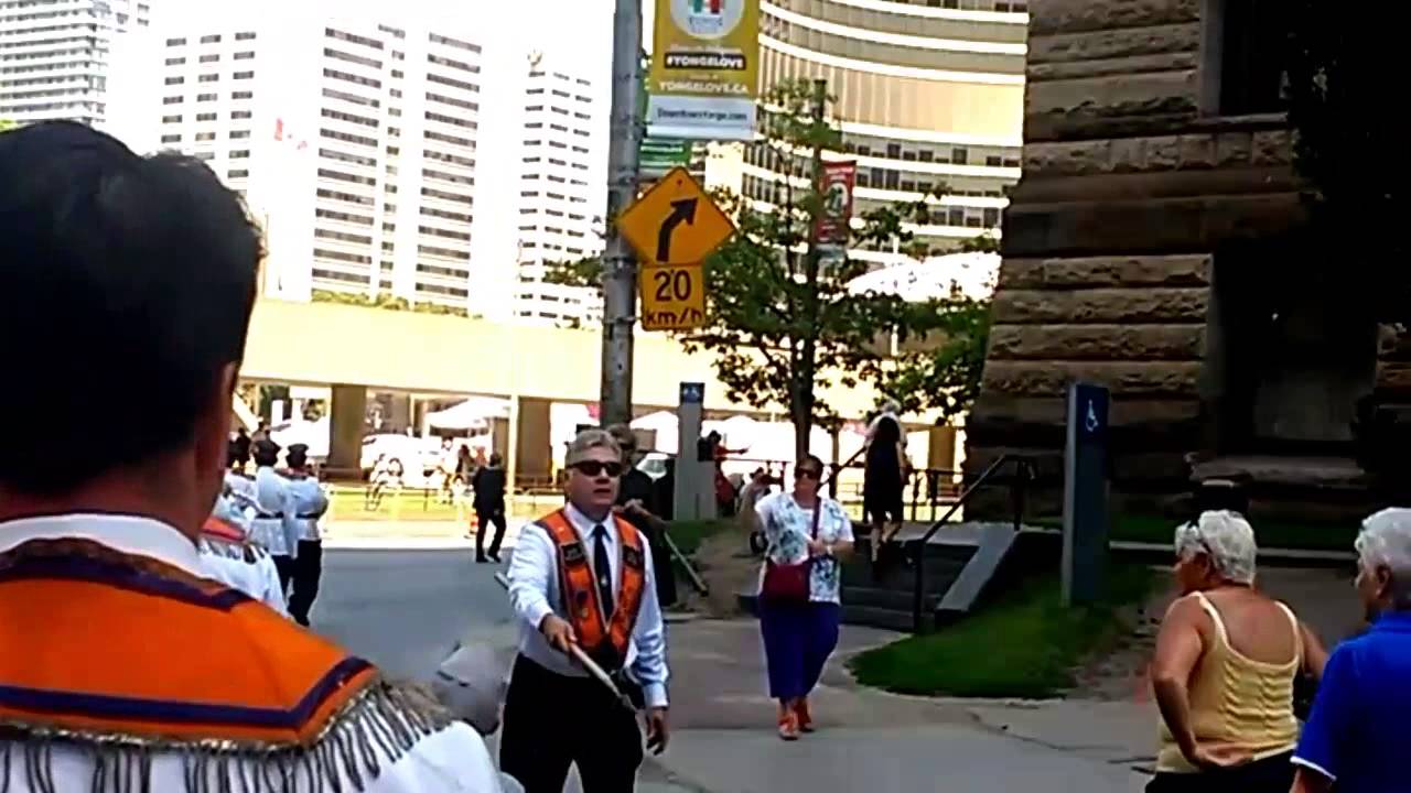 Canadian Orange Order - 194th County of Toronto Orange Parade - YouTube