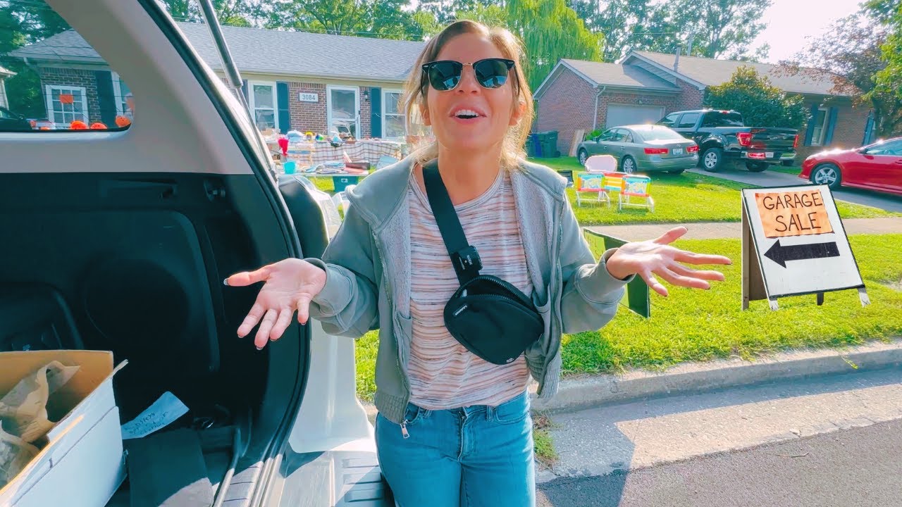 This Garage Sale filled the trunk!!! @thehomeschoolingpicker - YouTube