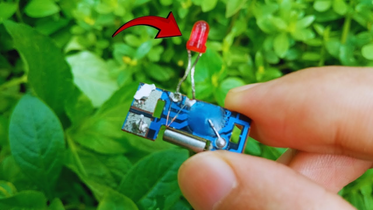 ഒരു കിടിലൻ Aircraft strobe light ഉണ്ടാക്കിയാലൊ|using old clock circuit ...