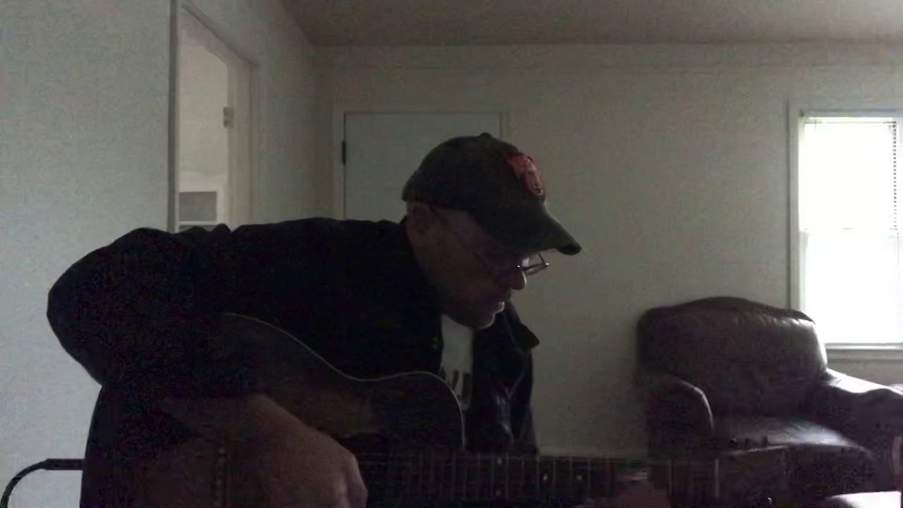 “Hold me in your arms” Black keys/Jacob Newsome - YouTube