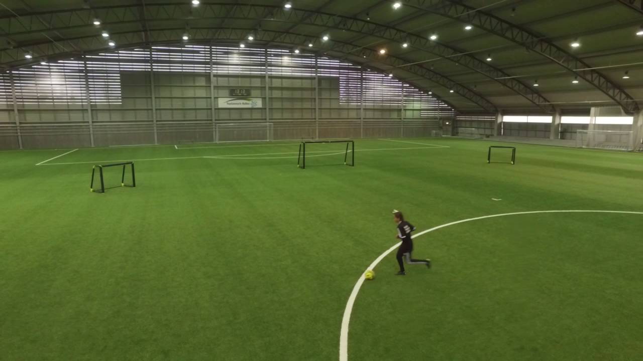 m-station Football Training | Short Passing Drill | Cut With The Inside ...