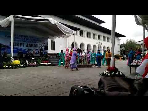 Heboh Seni Sunda Gondang Di Gedung Sate Jawa Barat - YouTube