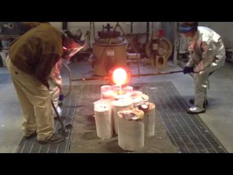 Jennifer Rabin + Crystal Schenk Bronze Pour, Fall 2012 - 2/4 - YouTube
