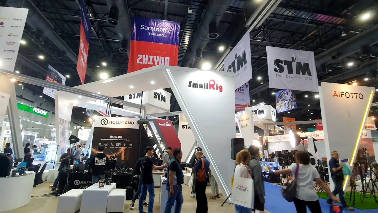 พี่หลามพาชม บู๊ท The Digital STM ในงาน Photo Fair 2019 - YouTube