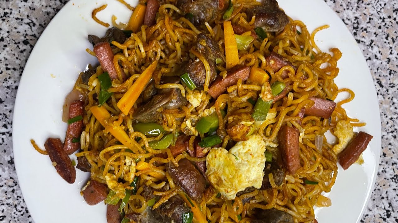 Simple: How To Prepare Easy Delicious Indomie With Gizzard At Home ...