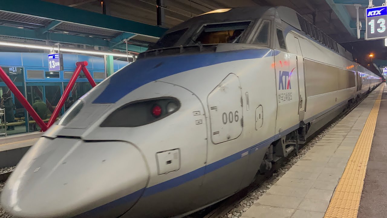 용산발 광주송정행 KTX 431열차 익산역 진입(006호기) - YouTube