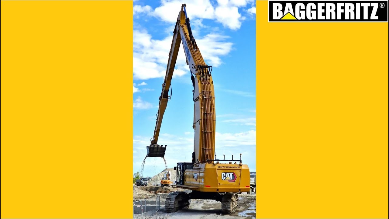 MASSIVE Van Tunen Caterpillar 395 triple boom excavator - onboard view ...