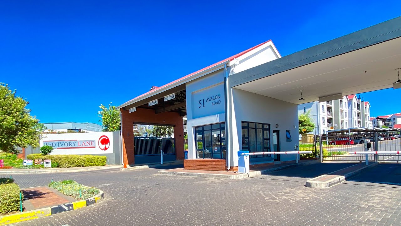 1009 Red Ivory Lane | Westlake View - YouTube