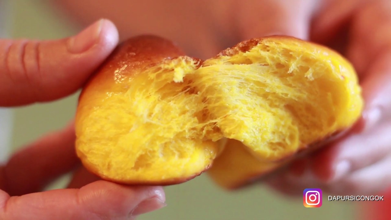 Swedish Lucia Saffron Buns (Sourdough) | Lussekat (Lucia Buns) - YouTube