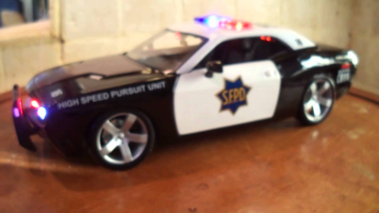 SFPD Dodge Challenger High Speed Pursuit Unit 1/18 WWW.PO-LIGHT.COM ...
