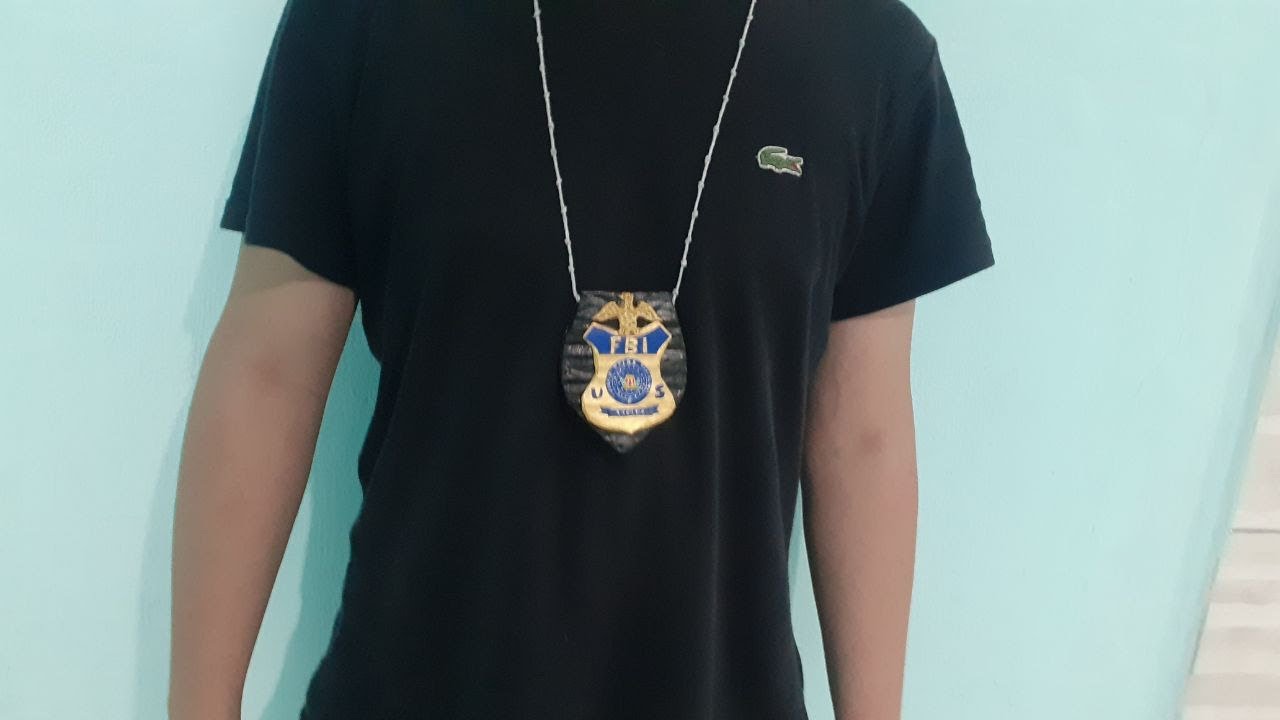 COMO FAZER UM DISTINTIVO DO FBI (HOW TO MAKE AN FBI BADGE) - YouTube