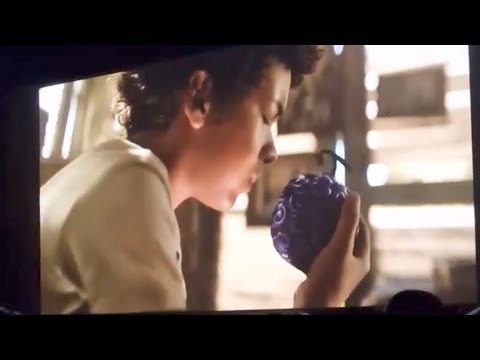 Luffy Eats the Gomu-Gomu no mi in One Piece Live Action - YouTube