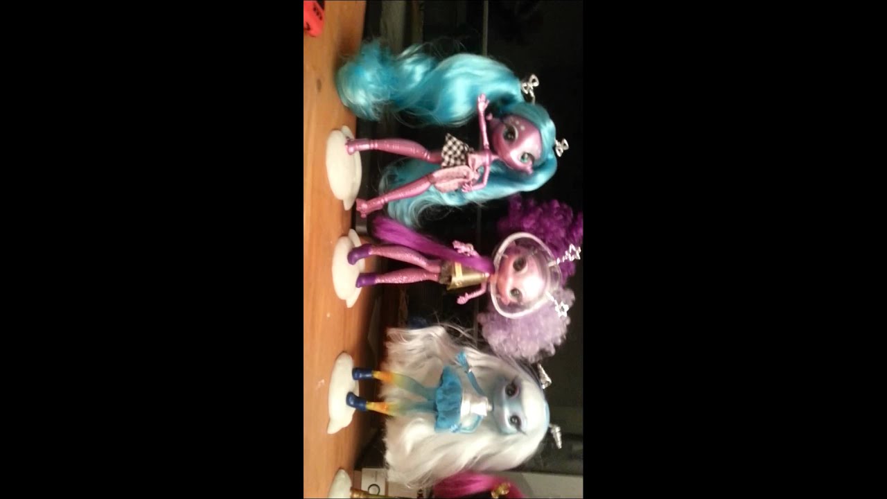 All my Novi Stars dolls - YouTube