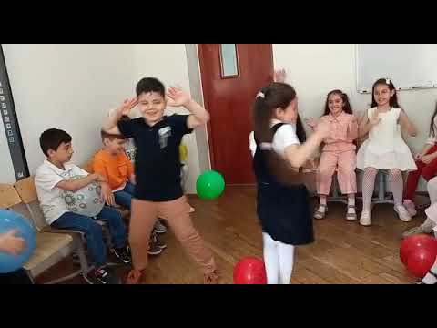 246 saylı məktəb 2ə sinifi.